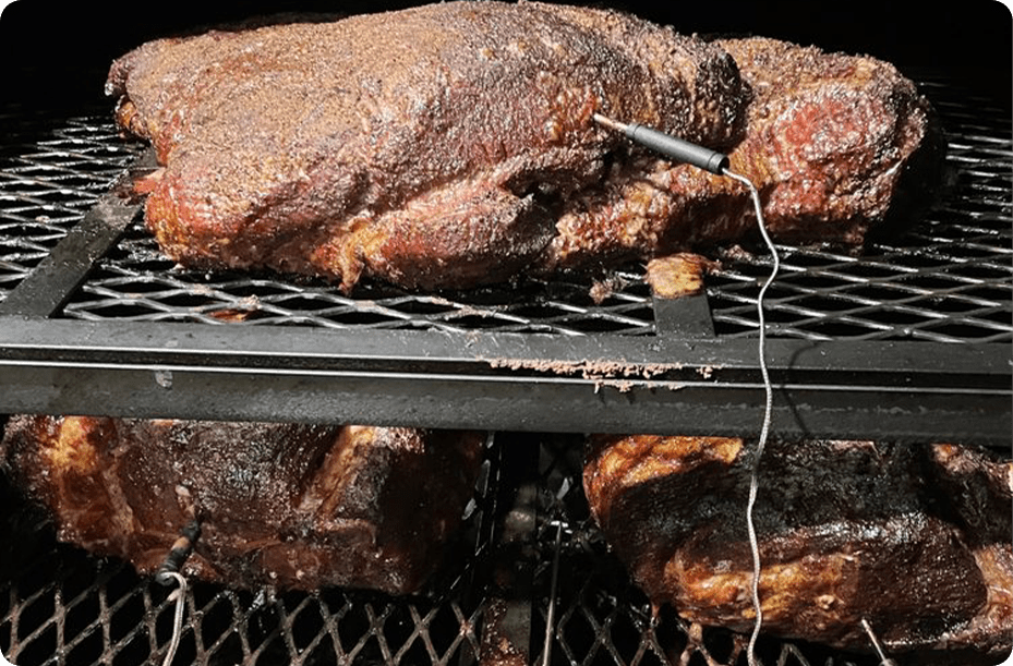 Smokey Bonez BBQ LLC is a Food Truck in Fruita, CO 81521